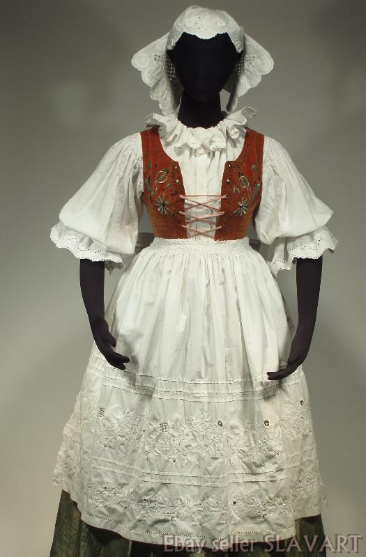 All The Pretty Dresses: Bohemian Regional Style Outfit