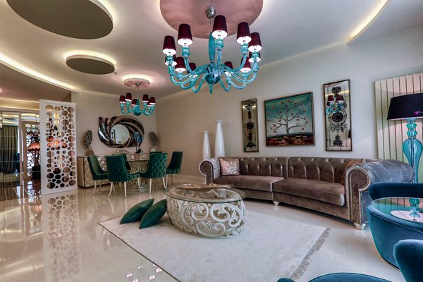 Elesgo Beyaz Parke: Highgloss Parlak Lake Laminat Parke Modelleri