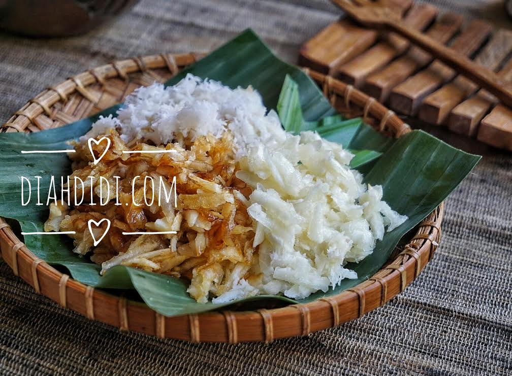 Diah Didi's Kitchen: Sawut Singkong Dua Rasa