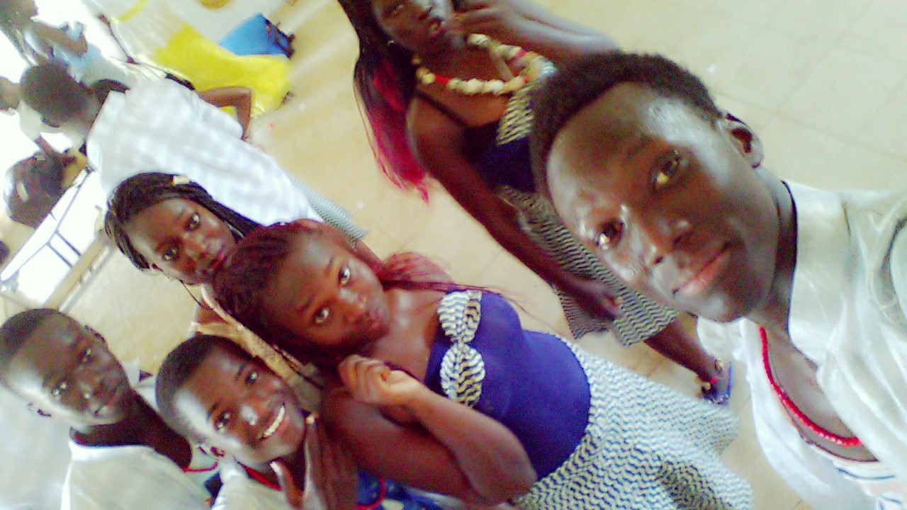 O CLUBE DE PORTUGUES Du Lycée VALDIODIO NDIAYE de KAOLACK /SENEGAL