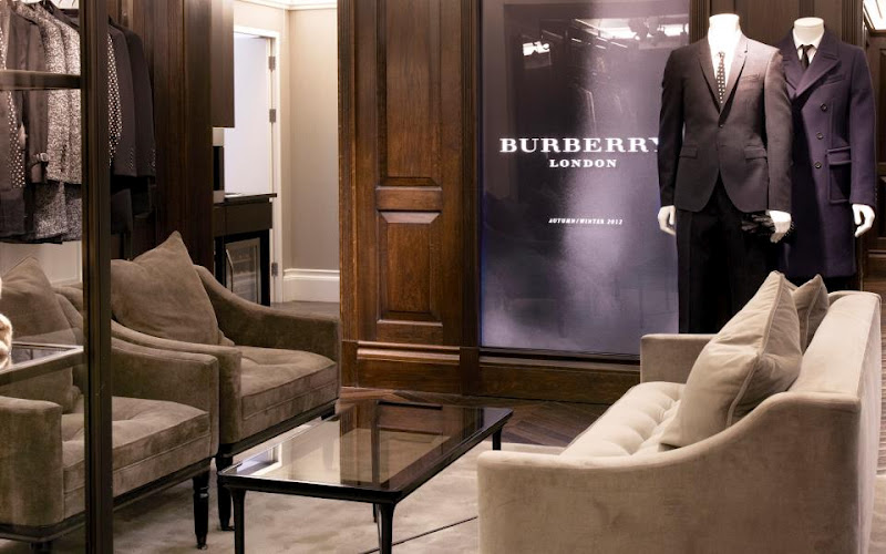 Smartologie: Burberry: New Flagship Store in London, UK