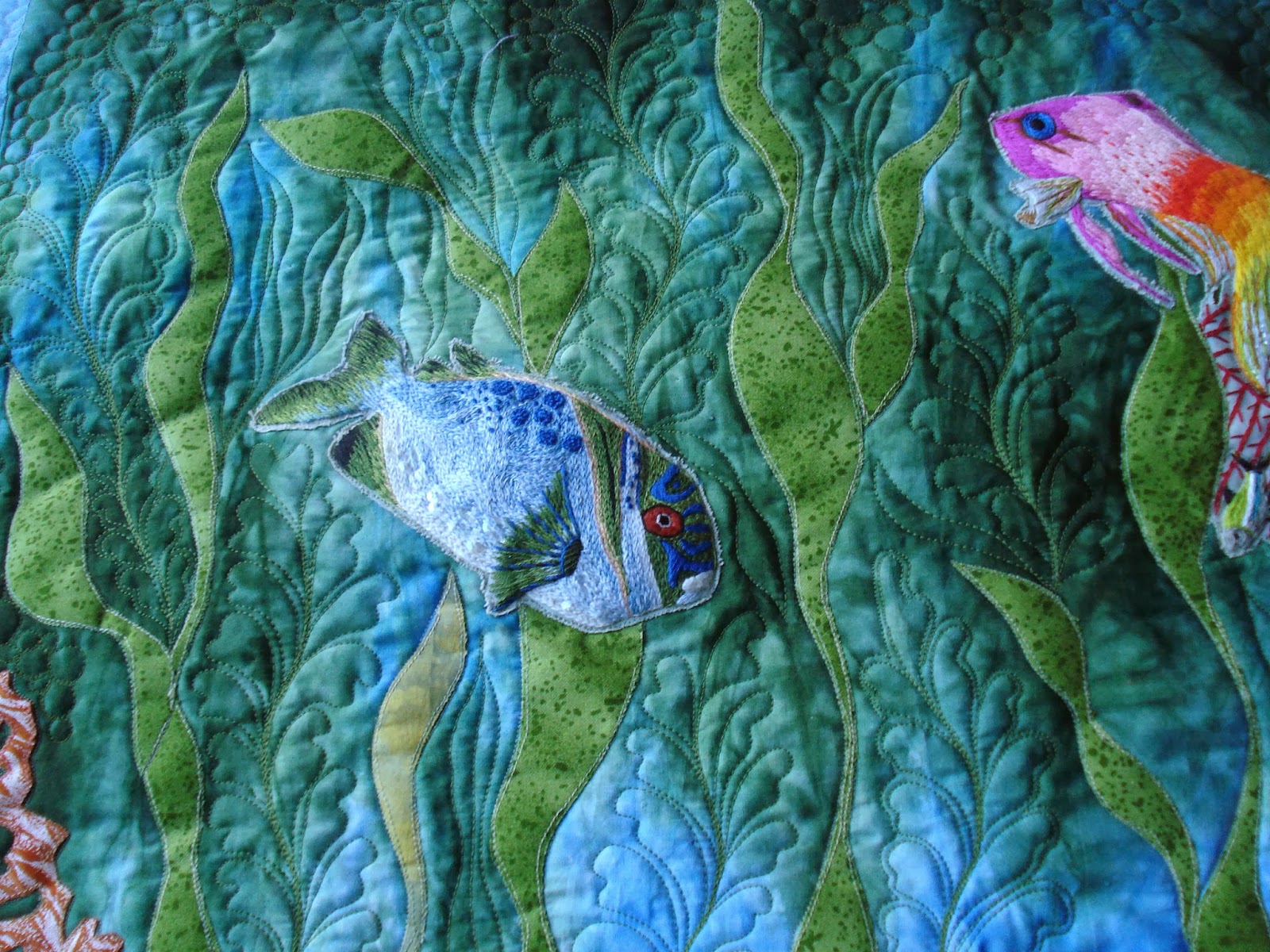 The Nifty Stitcher: Hand Embroidered Tropical Fish Wall Hanging