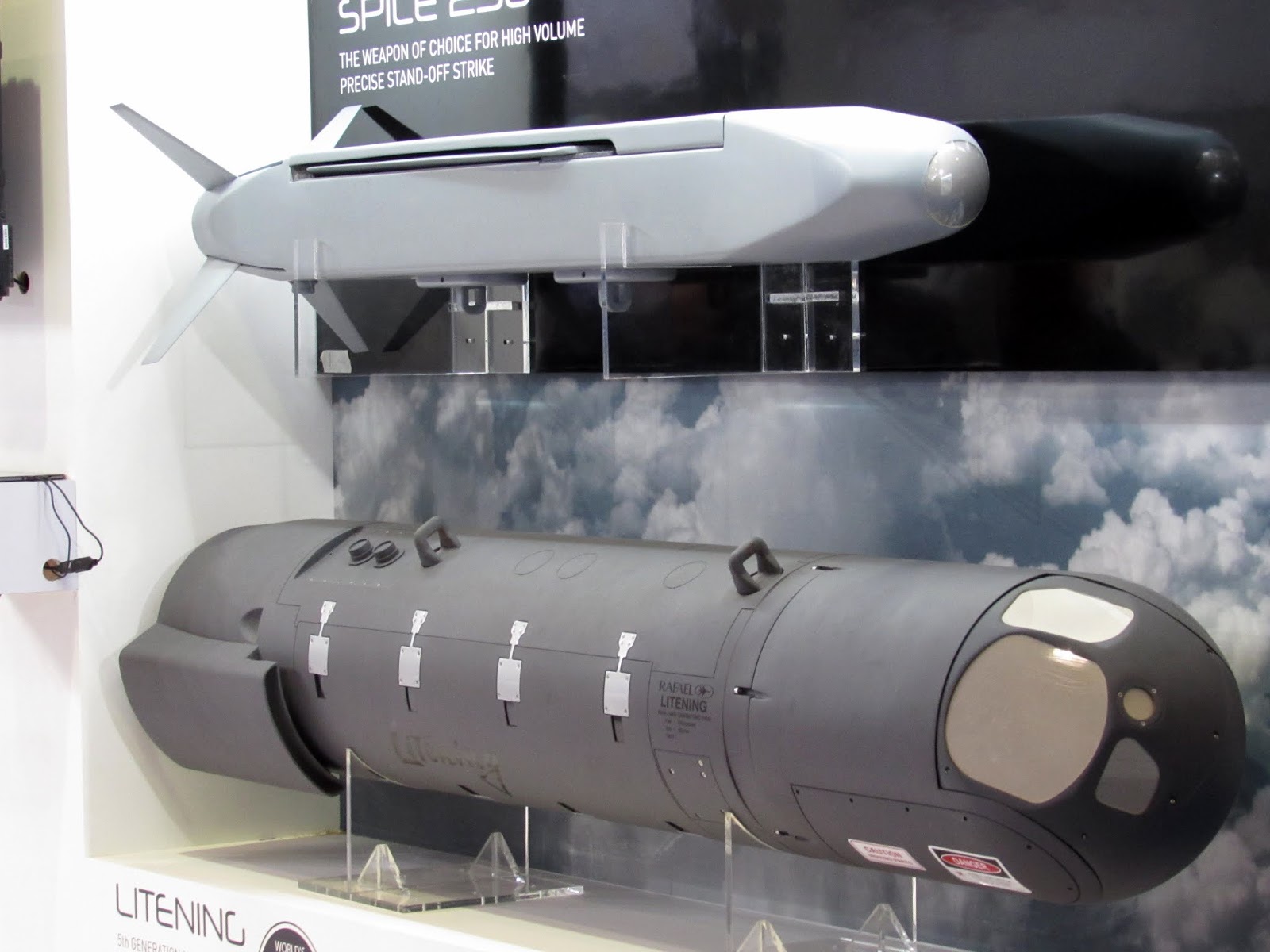 SI VIS PACEM, PARA BELLUM: Il LITENING Advanced Targeting, o LITENING AT