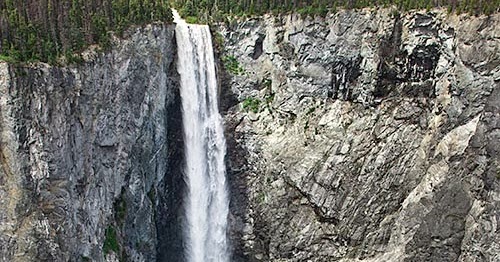 Essay-eh: Hunlen Falls, Tweedsmuir Park