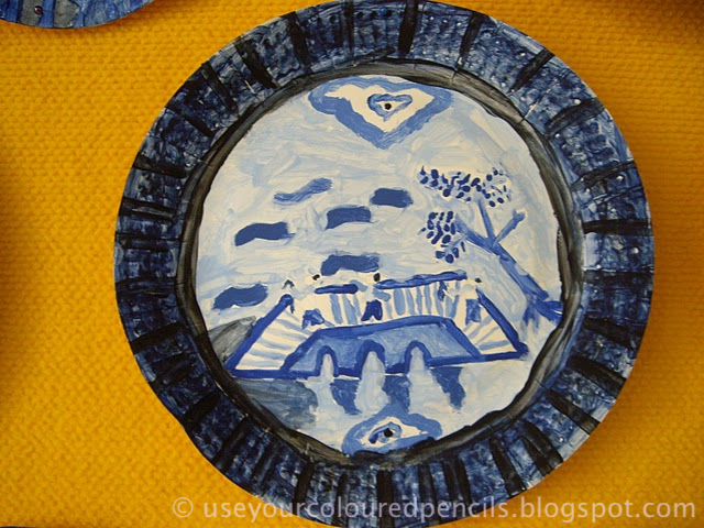 Use Your Coloured Pencils: Willow Pattern Paper Plates