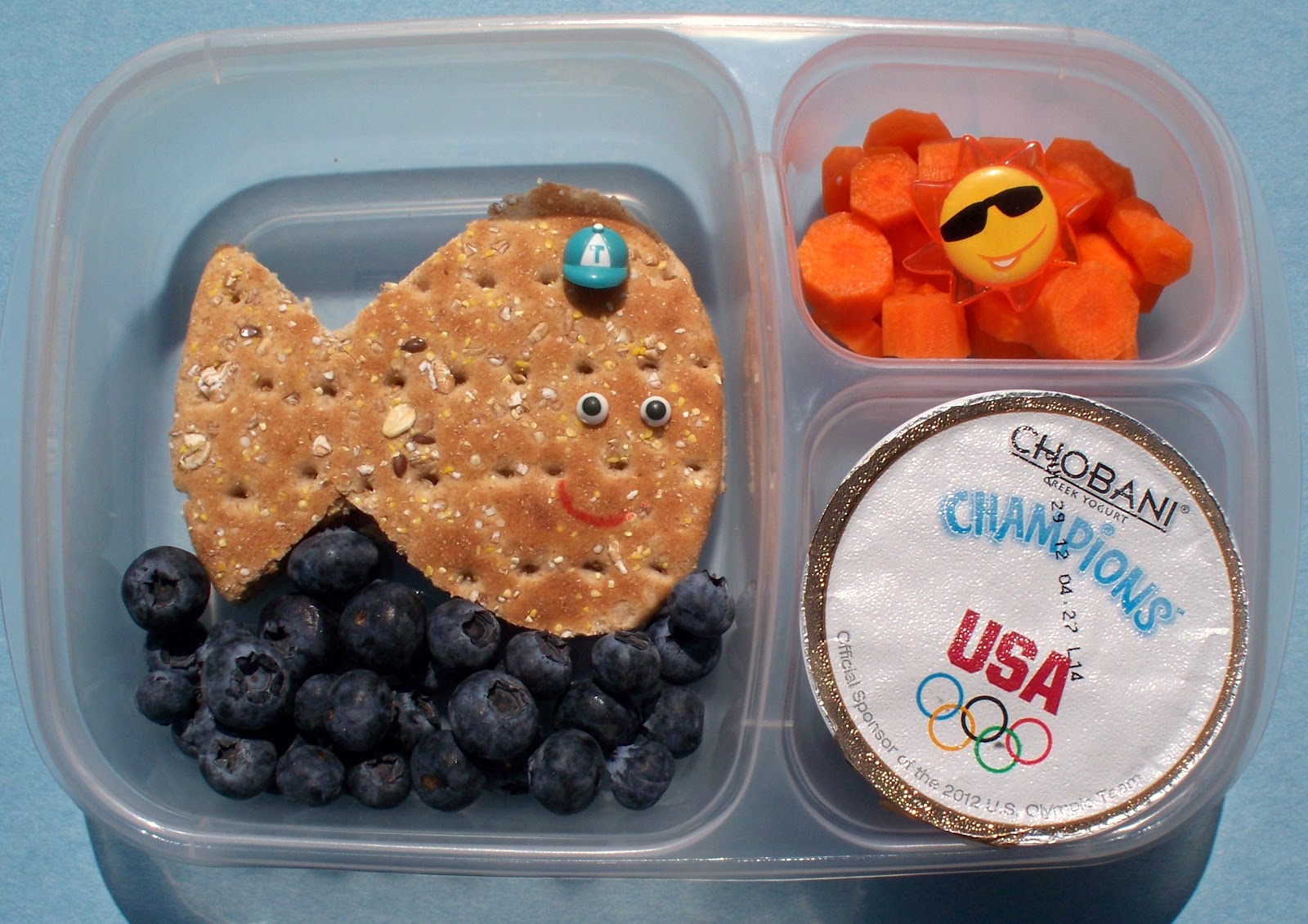 Molly's Lunch Box: Fast and Fun Lunches with Chobani Champions