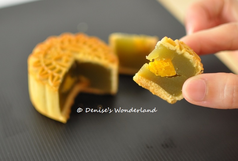 Yummy Moon Cake in the Netherlands - Denise's Wonderland
