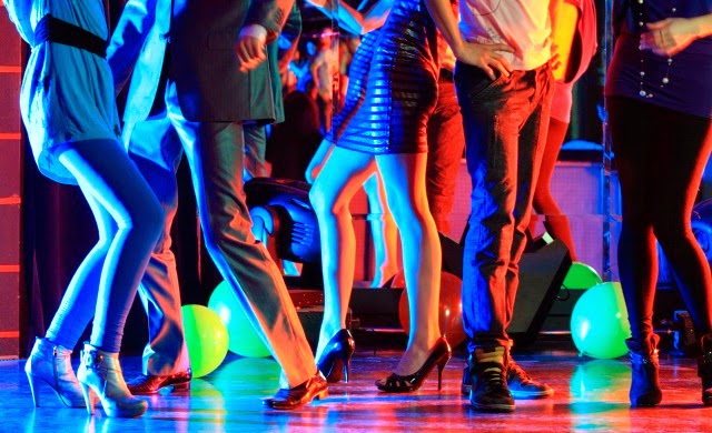 How to Make Your Mind Tension Free While Hosting A Party