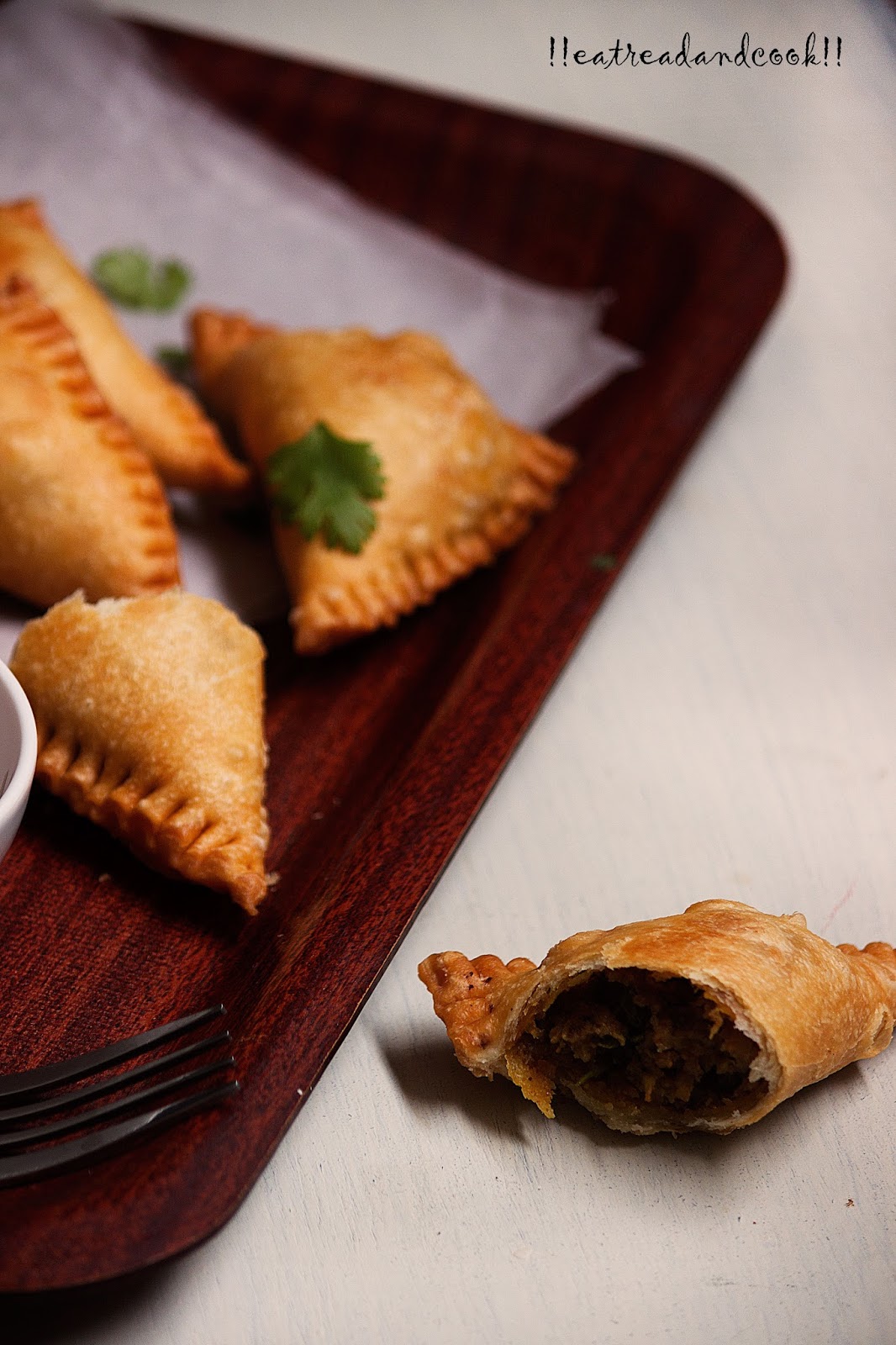 Mangsher Singara / Mutton Samosa / Samosa with minced Meat
