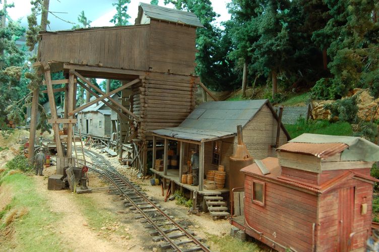 Somewhere on the workbench...: ol' "Dolly Varden"...an On30 layout