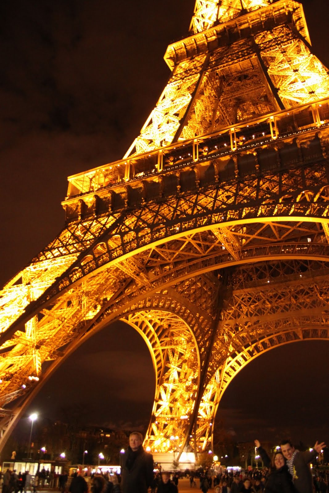 ÉL Y ELLA, VIAJEROS: PARÍS DE CERCA - TORRE EIFFEL/DISTRITO LOUVRE- LES ...