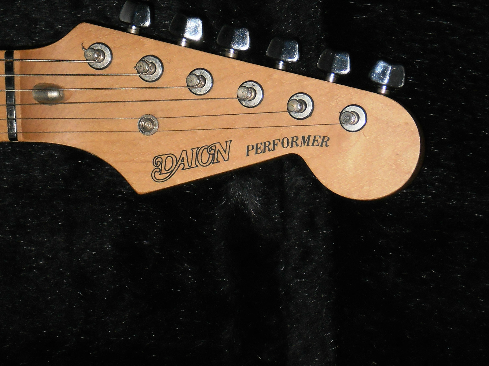 Daion Guitars Down Under: Daion Performer on Ebay.com.au