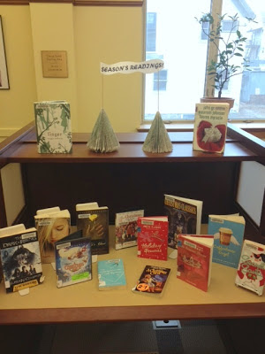 The Reading Mouse: Paperback Book Tree Library Display