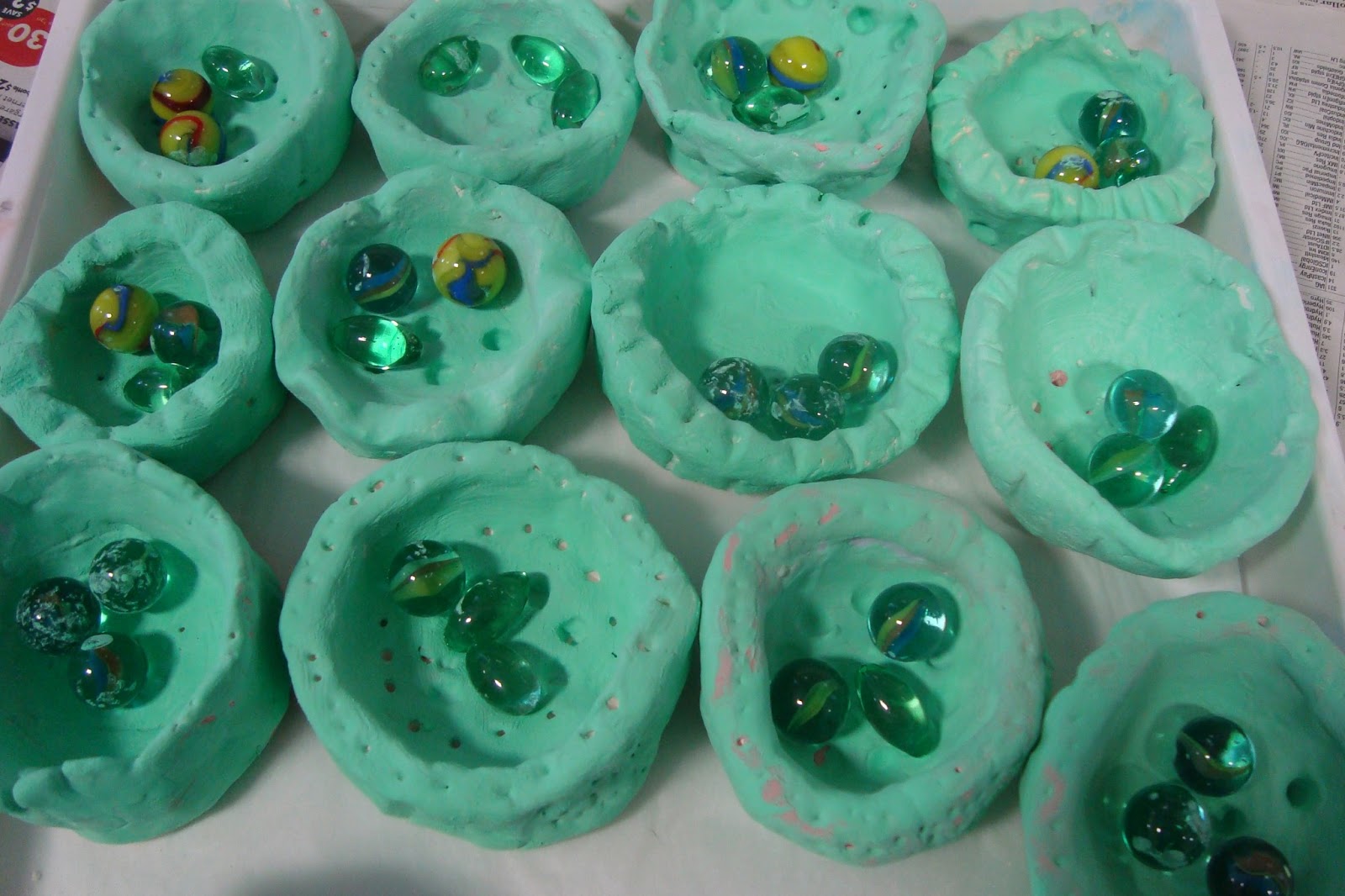 Once upon an Art Room: Clay Pinch Pots with Melted Marbles