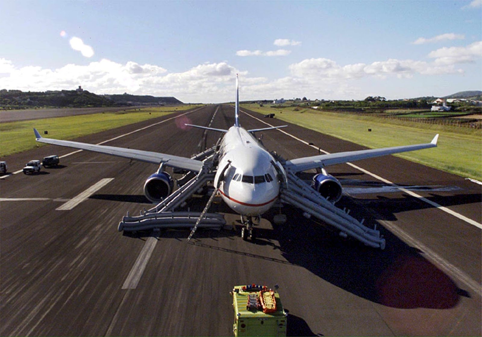 حادثة الرحلة Air Transat Flight 236