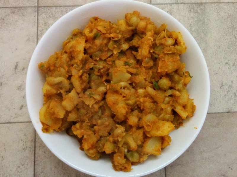 Recipe of Gujarati Ghughra | How to Make Ghughra - VegRecipeWorld