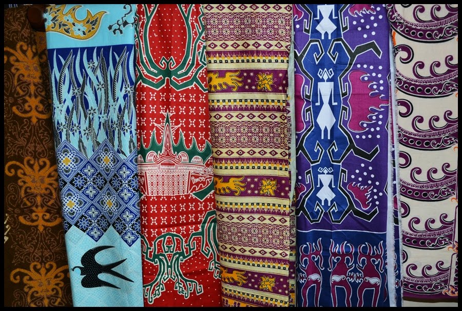 bee in da club: Batik Lampung