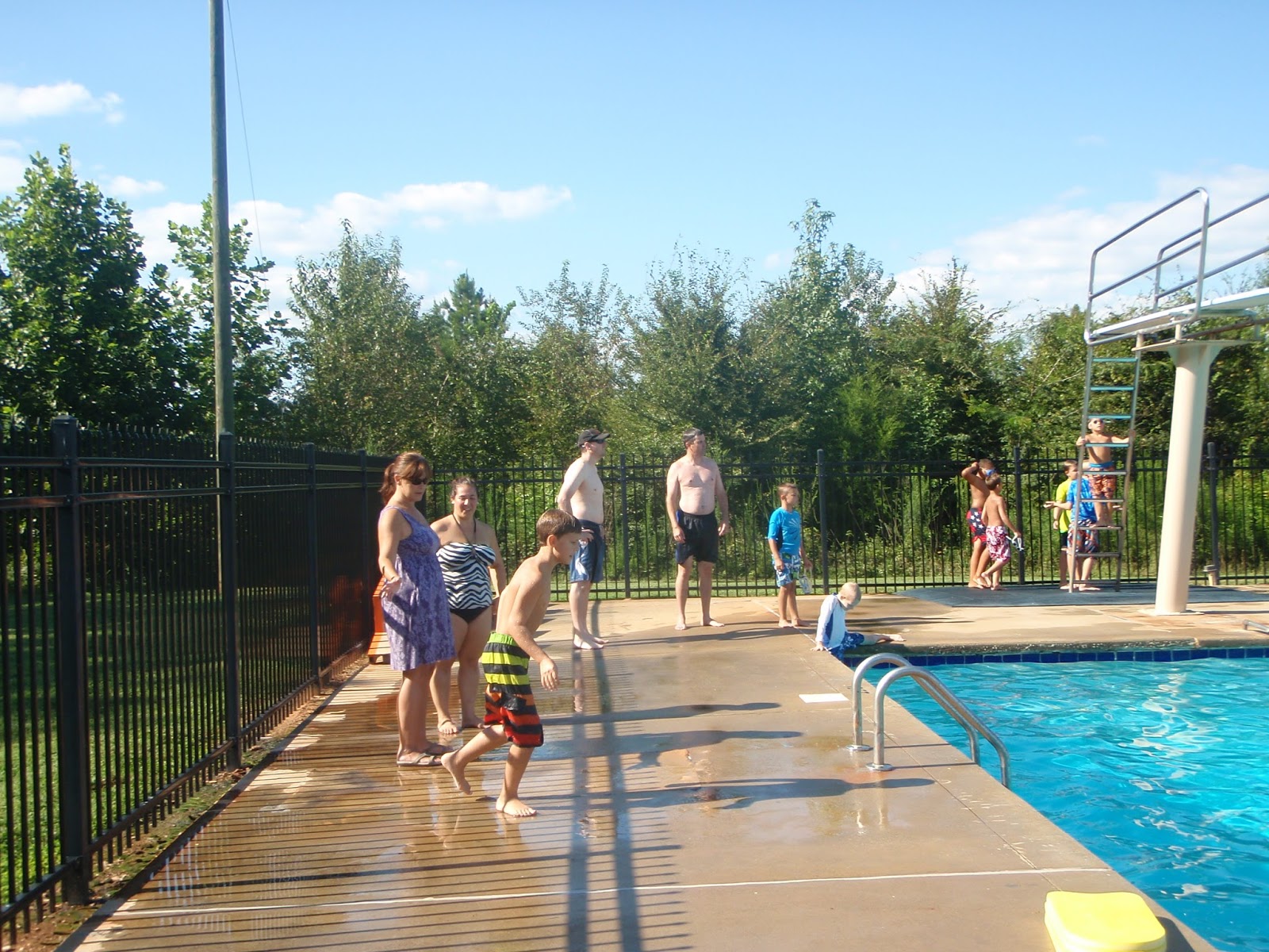Cub Scout Pack 254: PACK 254'S BACK TO SCOUTS POOL PARTY