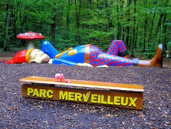 Ik zie roze olifantjes...: Parc Merveilleux