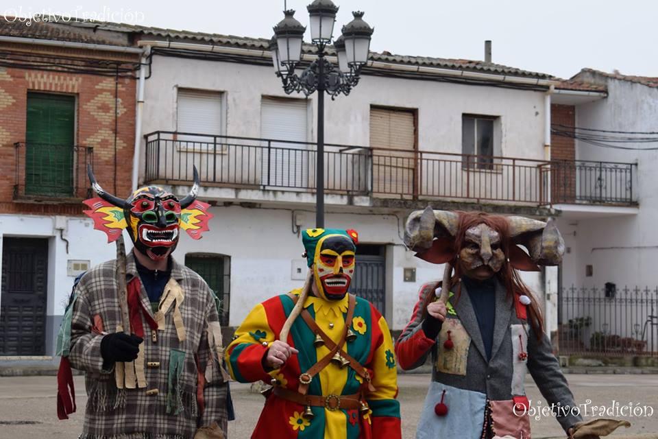 OBJETIVO TRADICIÓN: LA BOTARGA Y LAS MUJIGANGAS DE MÁLAGA DEL FRESNO ...