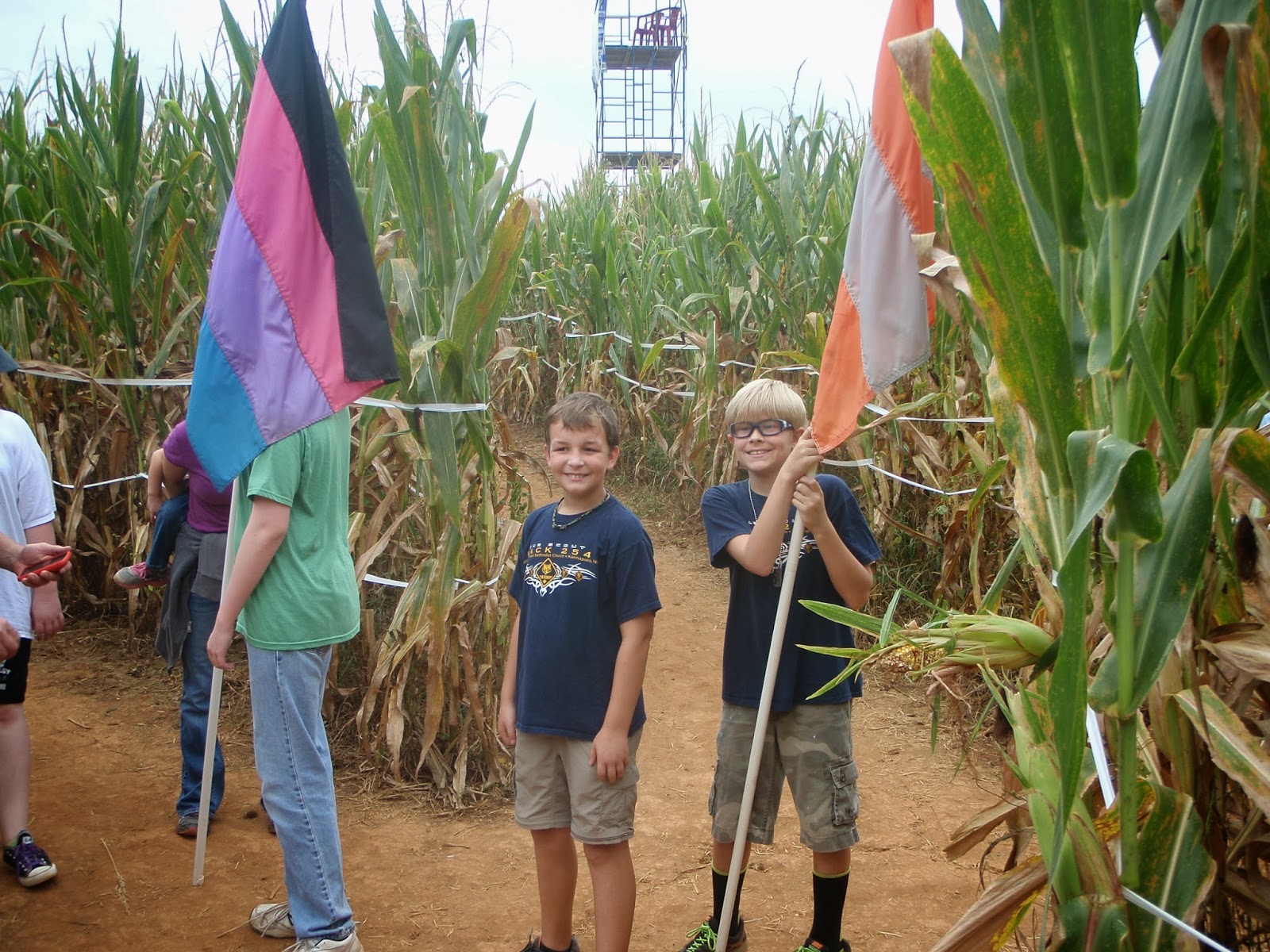 Cub Scout Pack 254: PACK 254 OUTING: RURAL HILL FARM'S AMAZING MAIZE MAZE!!