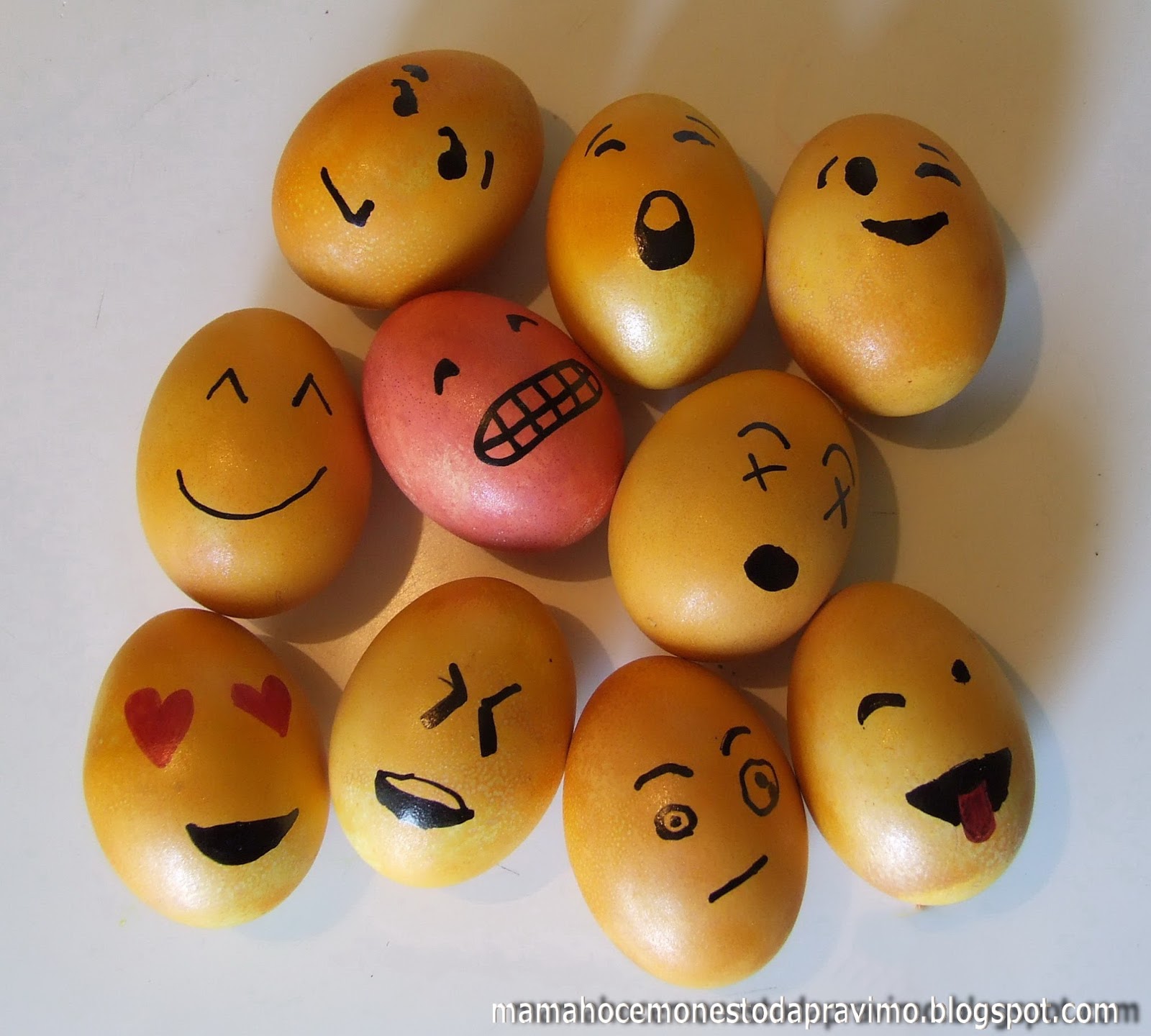 Mama,hoćemo nešto da pravimo: Jaja smajlići