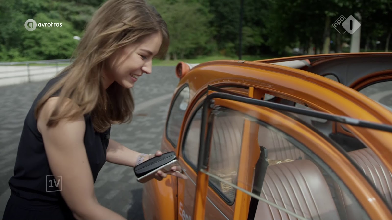 Amber Brantsen: De zomer van… Amber Brantsen in EenVandaag, nieuwe NOS ...