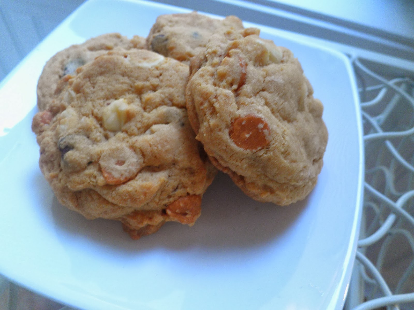 Secrets from the Cookie Princess: Butterscotch Pudding Triple Chip Cookies