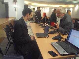 Με Άλλα Μάτια : 2012-12-23