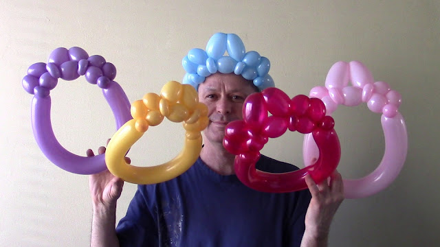 Balloon animals twisting instructions: One balloon crown