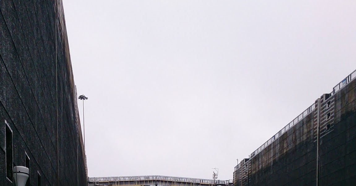 Tennessee-Tombigbee Waterway (aka:Tenn-Tom)