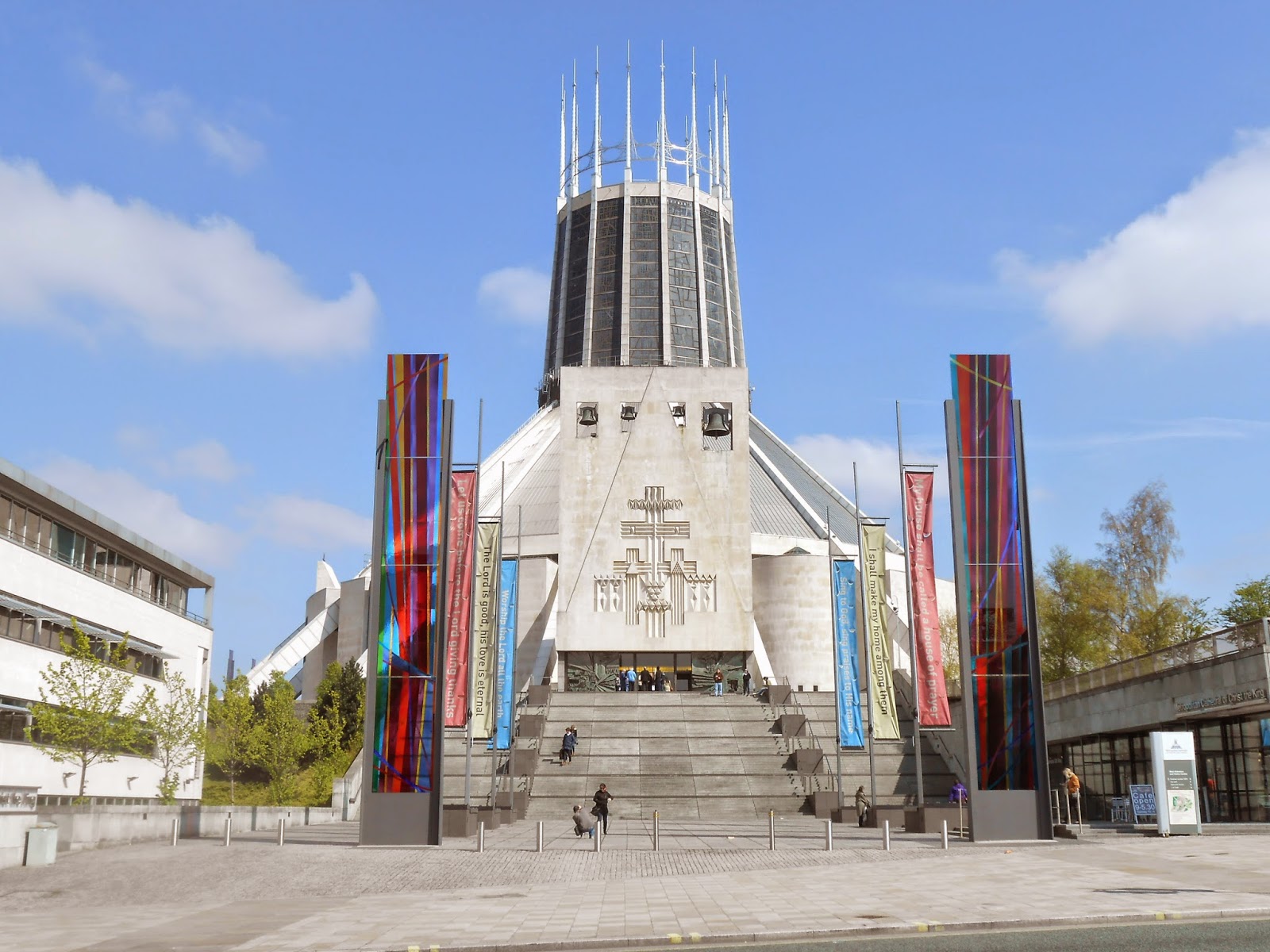 PERSIGUE TUS SUEÑOS: LIVERPOOL