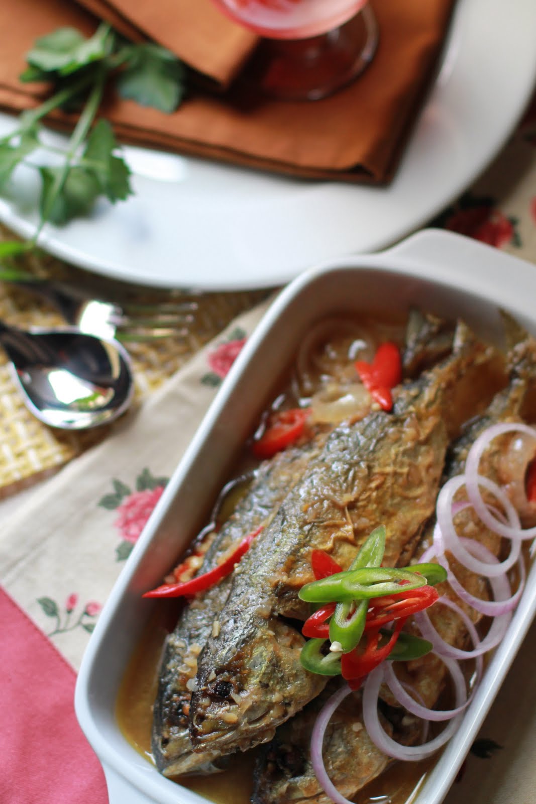 IKAN KEMBUNG MASAK ASAM - masam manis