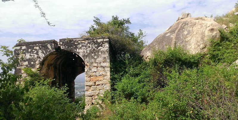 Khilla Ghanpur Fort - Telangana Tourism, Travel, History, Culture and ...