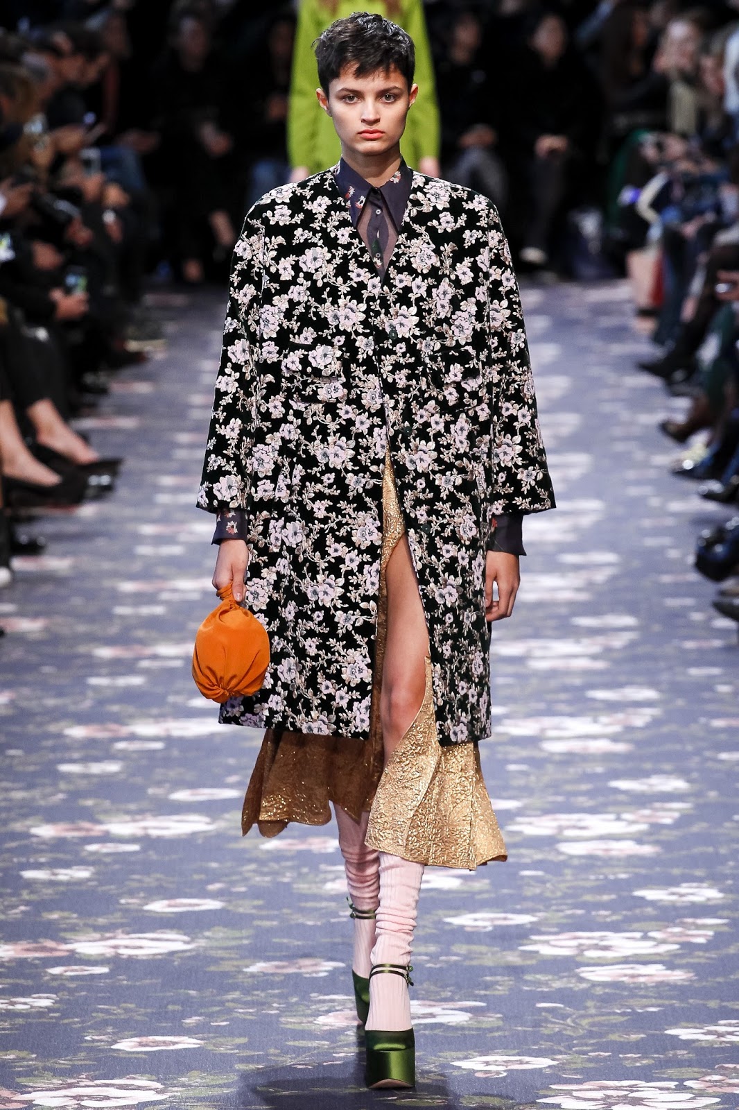 rochas fall / winter 2016.17 paris | visual optimism; fashion ...