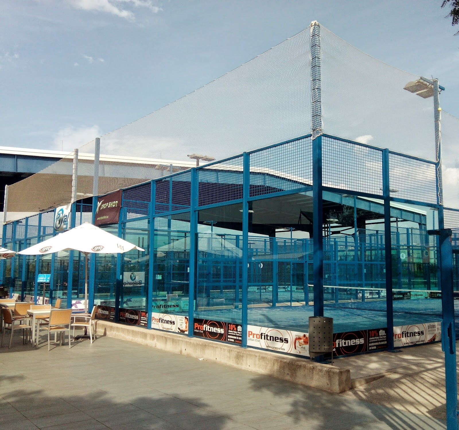 LEON PADEL: LEON PADEL EN LA SEDE DEL MUNDIAL DE PADEL 2014