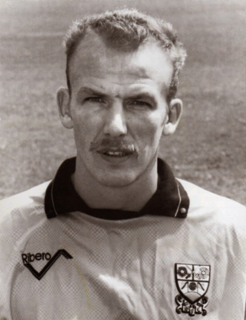 The Reckless Guide to Barnet FC: KENNY LOWE