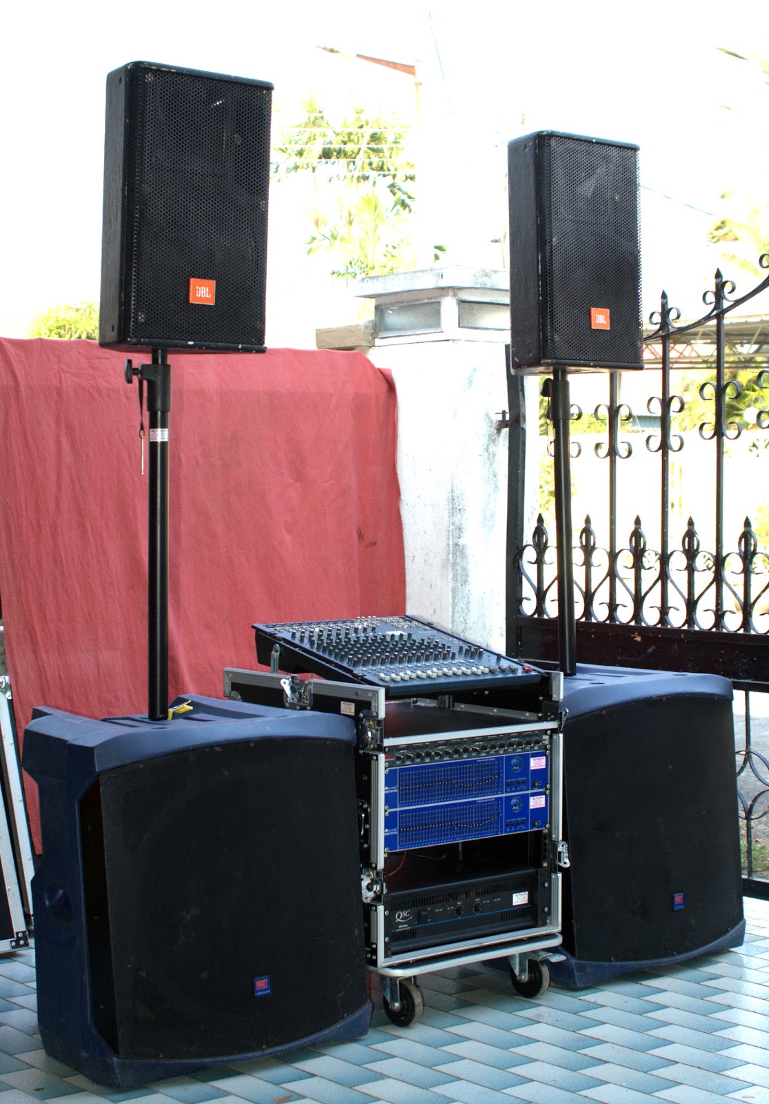 aB Jaya Station Company ( MA0131578-X ): membekalkan alatan siar raya....