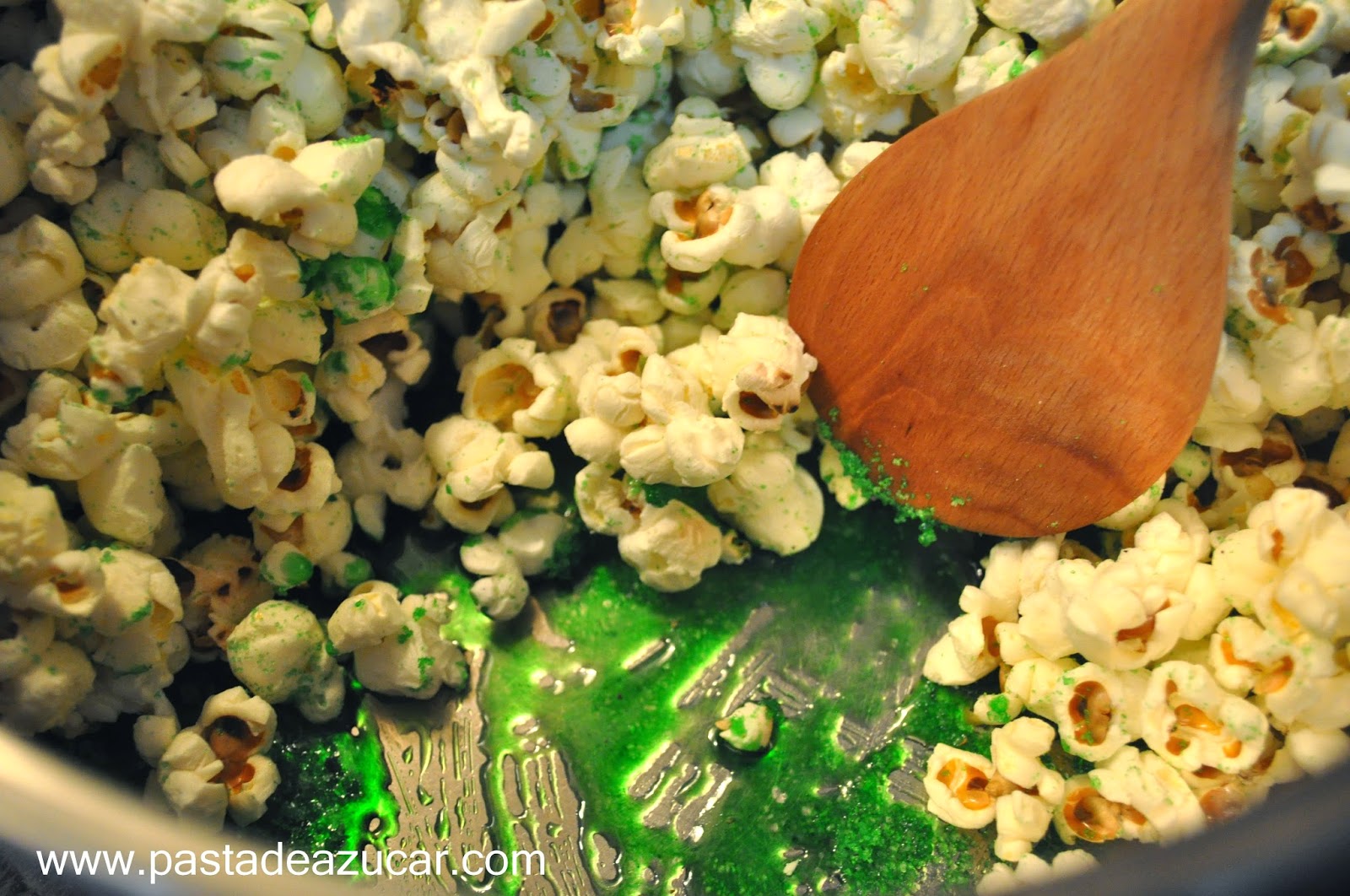 Pasta de Azucar: Palomitas dulces de colores... Fácil y divertido.
