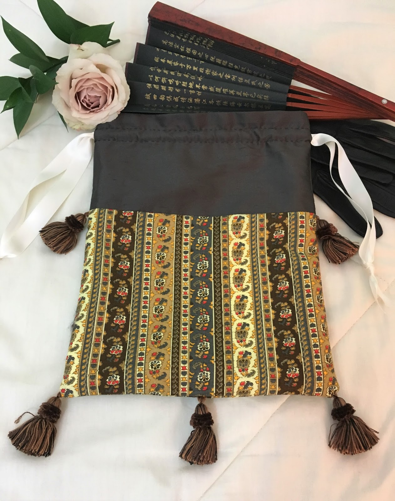 The Sewphisticate: 1 Hussif + 2 Reticules = A Sewing Round-Up