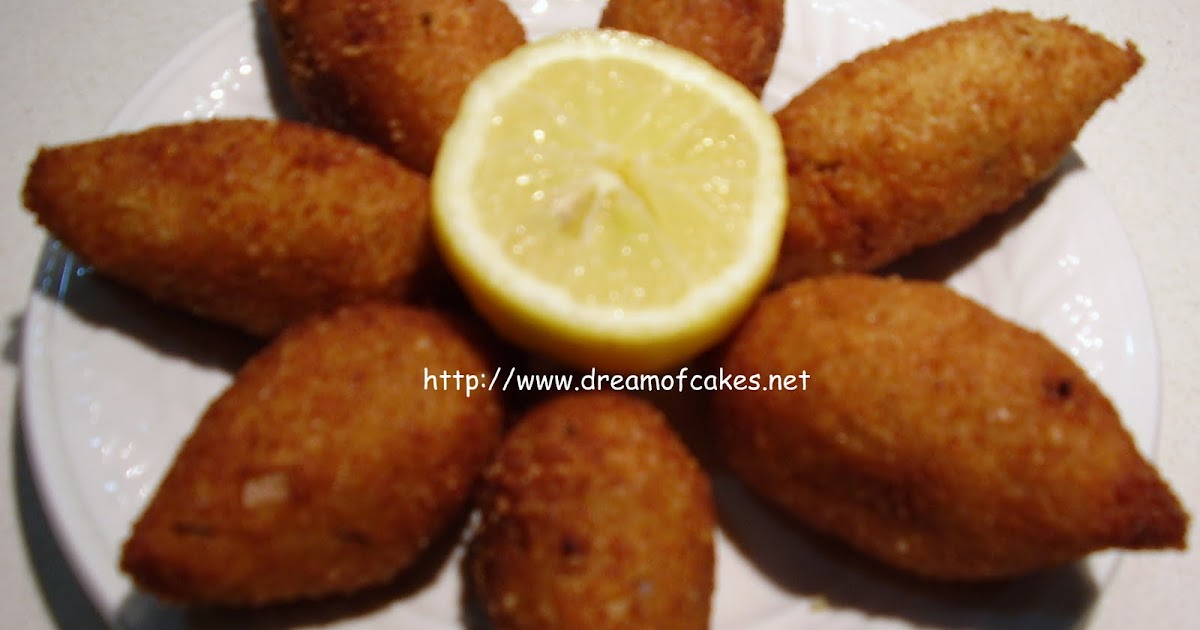 Koupes (Wheat bulgur filled with ground pork meat)