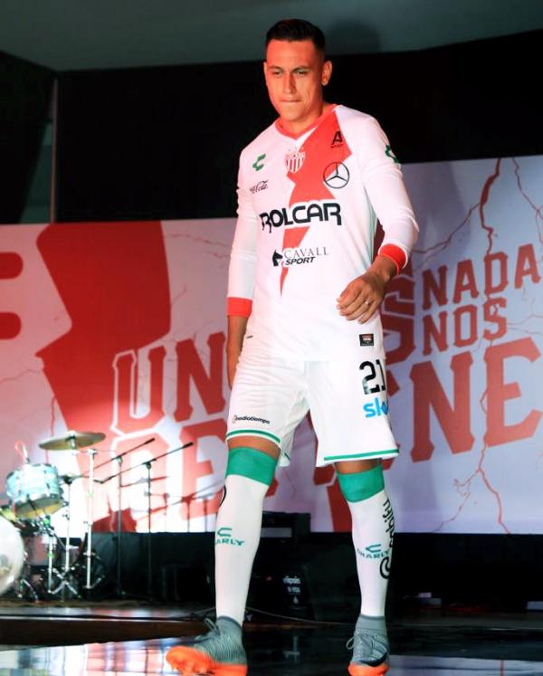 Galerías | La presentación del nuevo uniforme de Necaxa