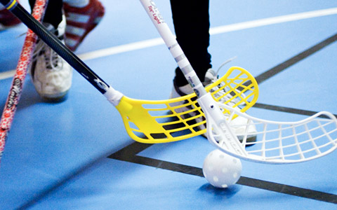 In Awe: I = Innebandy in Swedish and floorball in English