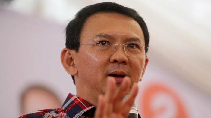 Ahok Siapkan Berkas Hingga Bukti Hadapi Sidang Perdana ~ SEPUTAR BERITA
