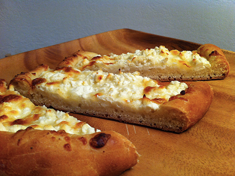 Feeding My Enthusiasms: Bread Baking Babes Boat Bread