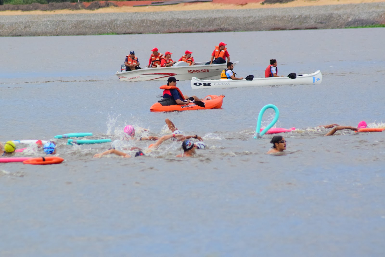 Emocionante encuentro de natación en aguas abiertas - Siempre Formosa