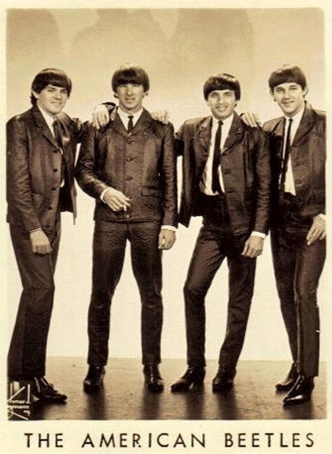 WHITE DOO-WOP COLLECTOR: THE AMERICAN BEETLES_She's Mine