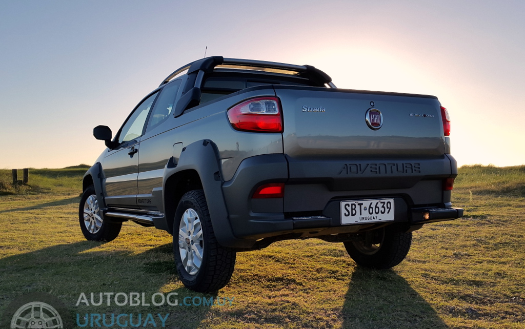 Prueba: Fiat Strada Adventure Locker Cabina Doble 1.6 : Autoblog ...