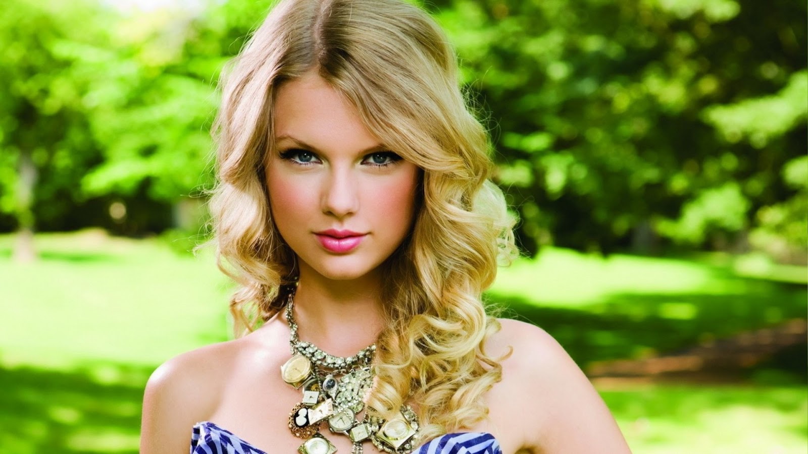 Taylor Swift Beautiful Photos - Super Star