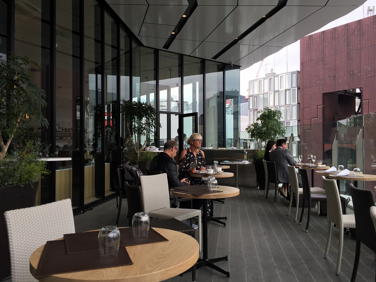 まっくの日記: BISTRO MARX 銀座のおしゃれなビストロで銀座を見下ろしお茶